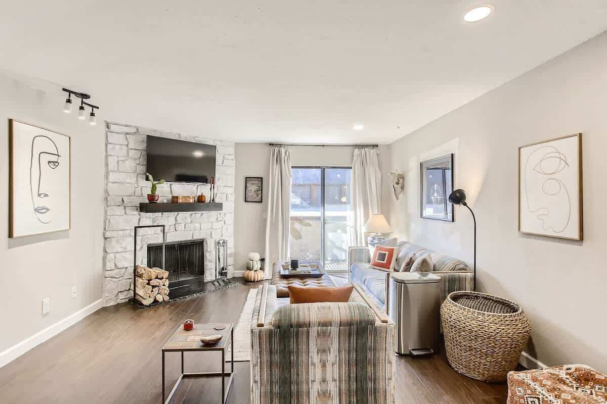 1bed 30+day W/ Pool Access | Lakewood - Lakewood, CO