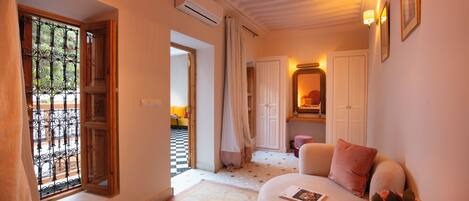 Casa de Férias Deluxe, 3 quartos, Vista para a cidade | Roupa de alta qualidade, cortinas/cortinados opacos