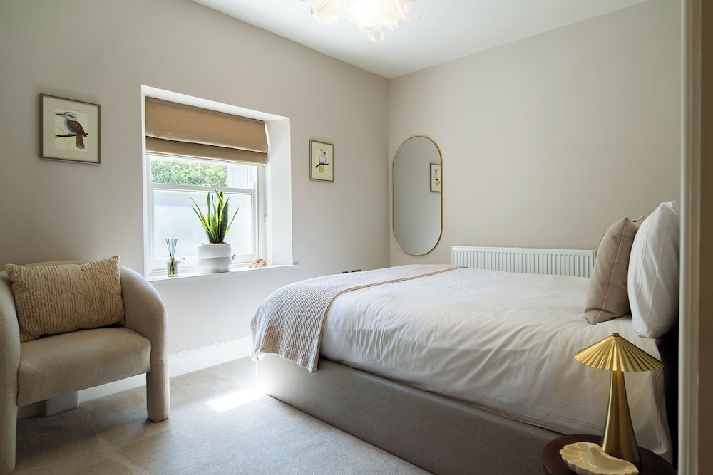 Watcombe Hideaway Romantic Coastal Retreat - SW Coast Path - Torquay | Vrbo