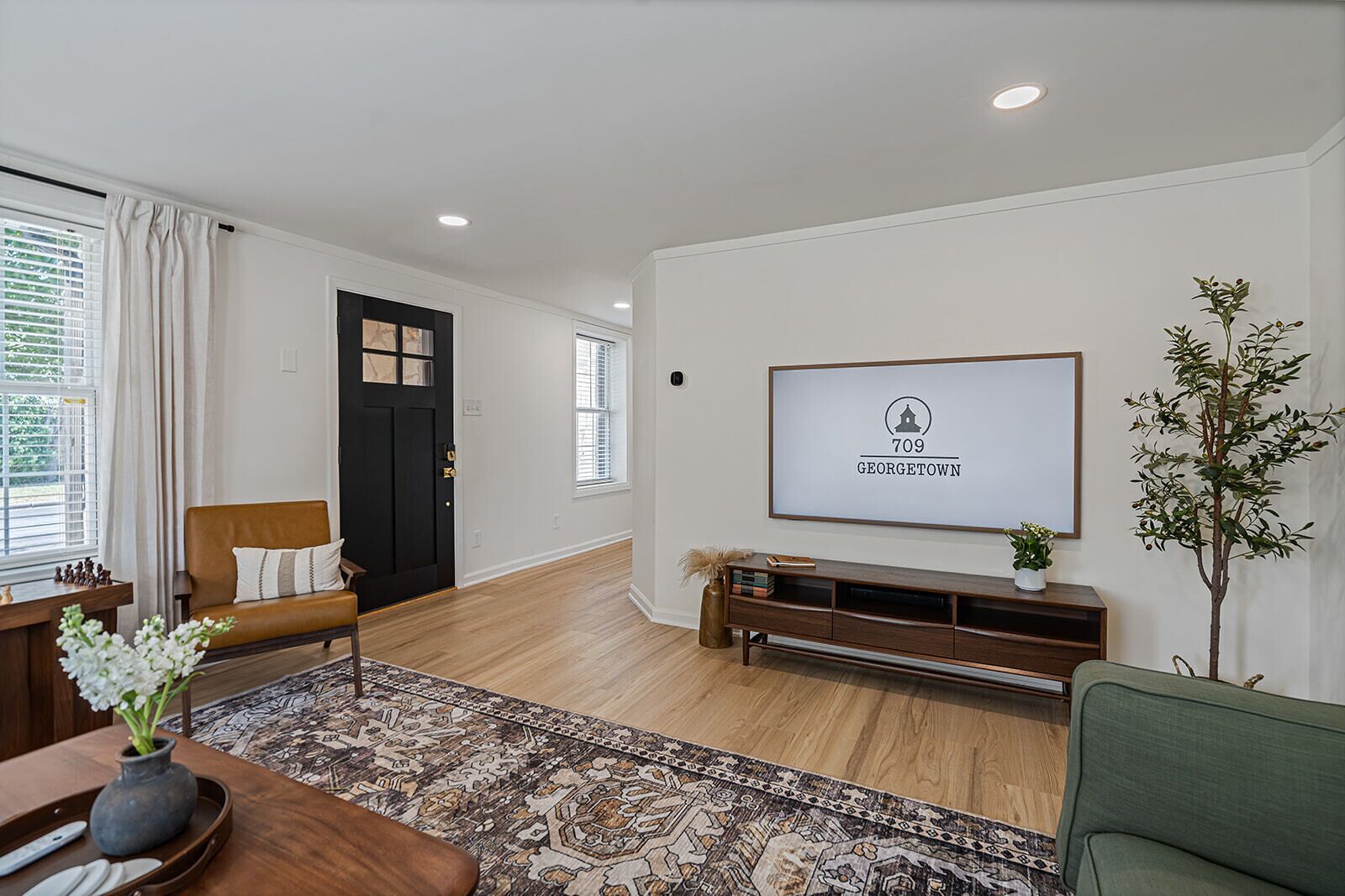 Old Town Stone Cottage: Walk To Square, Family Friendly, Free Ev Charging - Georgetown, TX