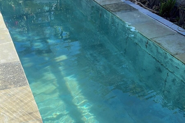 10 piscinas exteriores, da(s) 9:30 à(s) 21:30, espreguiçadeiras