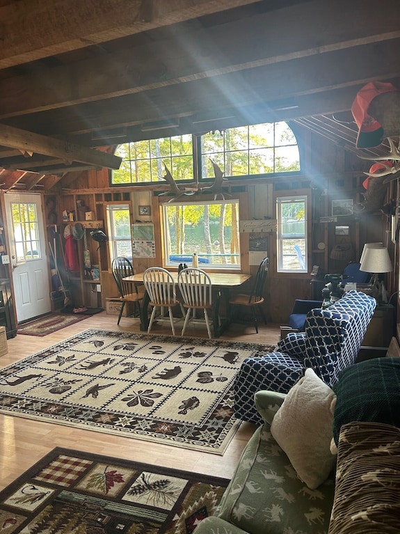 Escape To Green Lake - Maine