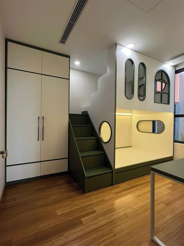 Oanh Luxstay - Ha Tinh