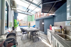 Villa, 3 quartos, fumadores, piscina privativa | Restaurantes