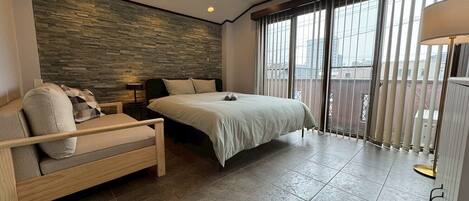 Casa Comfort, varanda, vista para o parque | Cortinas/cortinados opacos, ferro/tábua de engomar, Wi-fi grátis