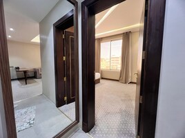 Apartamento luxo, vista para a cidade | Área de estar