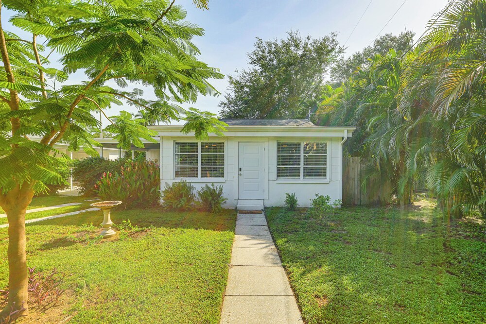 3 Mi To Dtwn Fort Myers: Apt W/ Outdoor Space - Fort Myers, FL