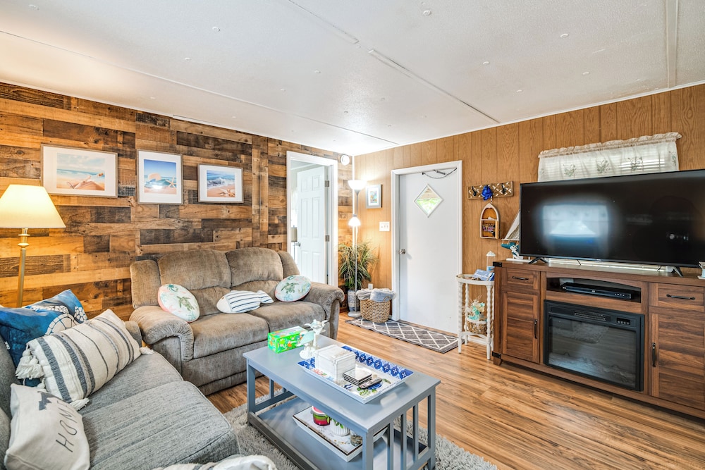 Meet Manatees! Home 3 Mi To Homosassa Wildlife Sp - Florida