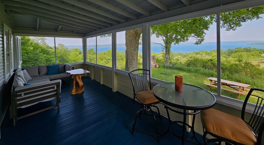 Above Crystal Lake - Hot Tub And Panoramic Views - Door County, WI
