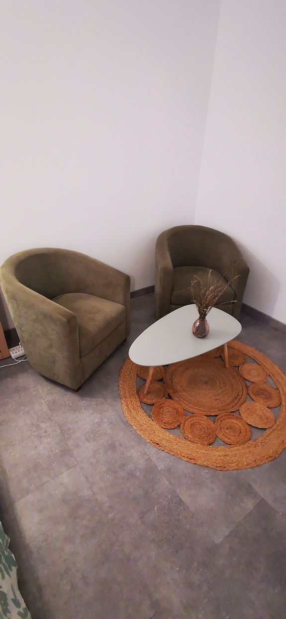 Appartement Pour 8 Personnes, Parking Privée. Idéal Sur La Route Des Vacances. - Chabeuil