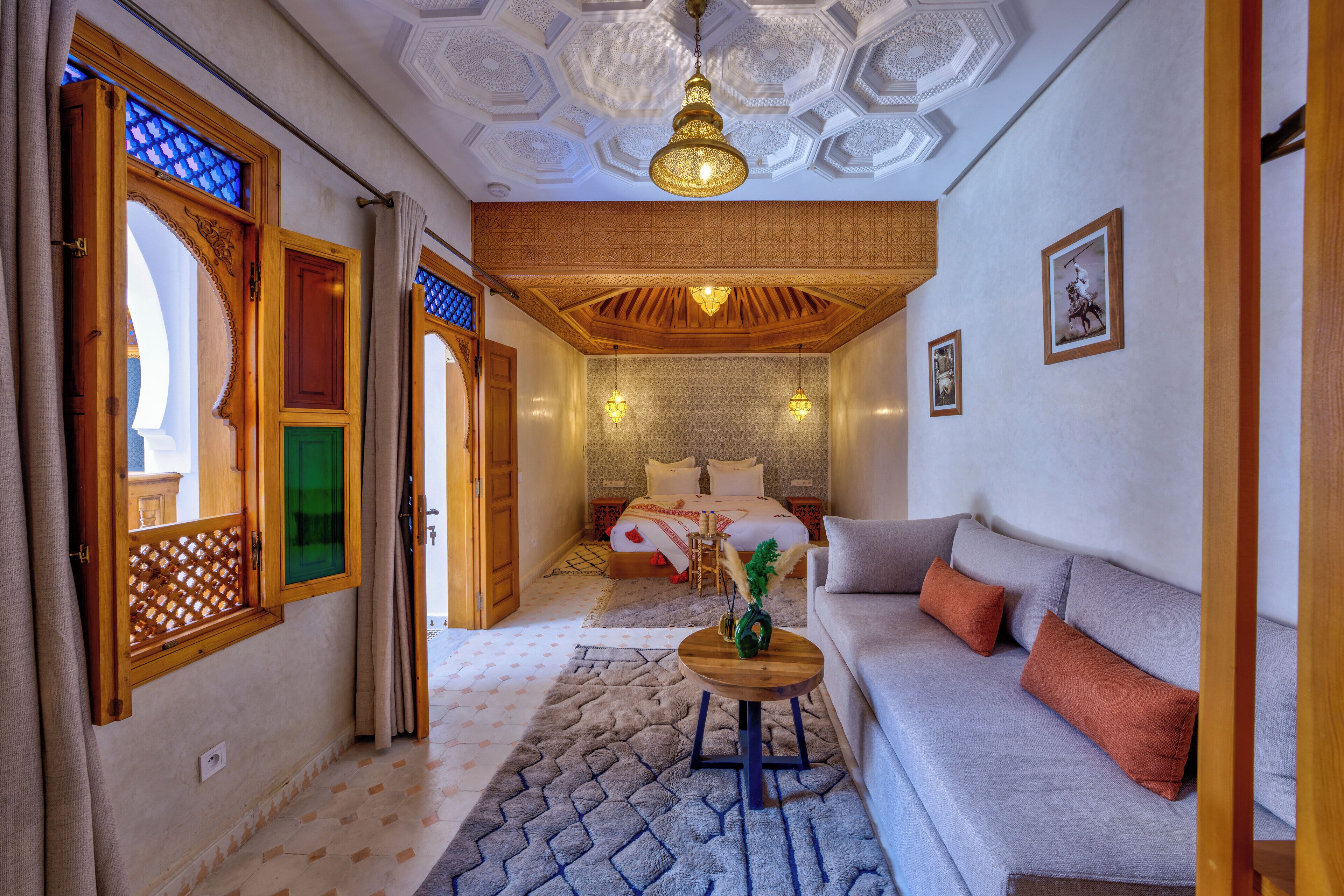 Quarto triplo real, varanda | Cofres nos quartos, Wi-Fi de cortesia