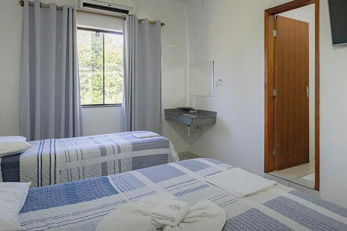 Quarto casal exclusivo, 1 cama de casal, ar-condicionado | Wi-Fi de cortesia, roupa de cama