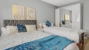 Apartamento, 2 quartos, acessível, varanda | 3 quartos 