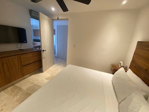 Apartamento, 2 quartos, fumadores, piscina privativa | Comodidade do quarto
