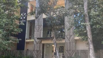 Apartamento, 3 quartos, fumadores, piscina privativa | Exterior