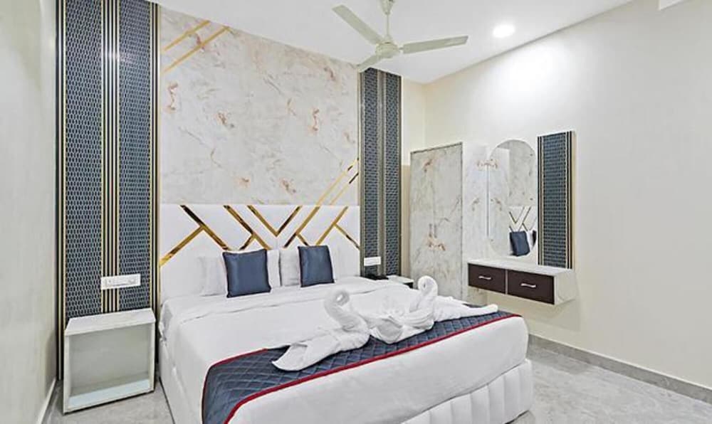 Fabhotel Sky Land - Khammam