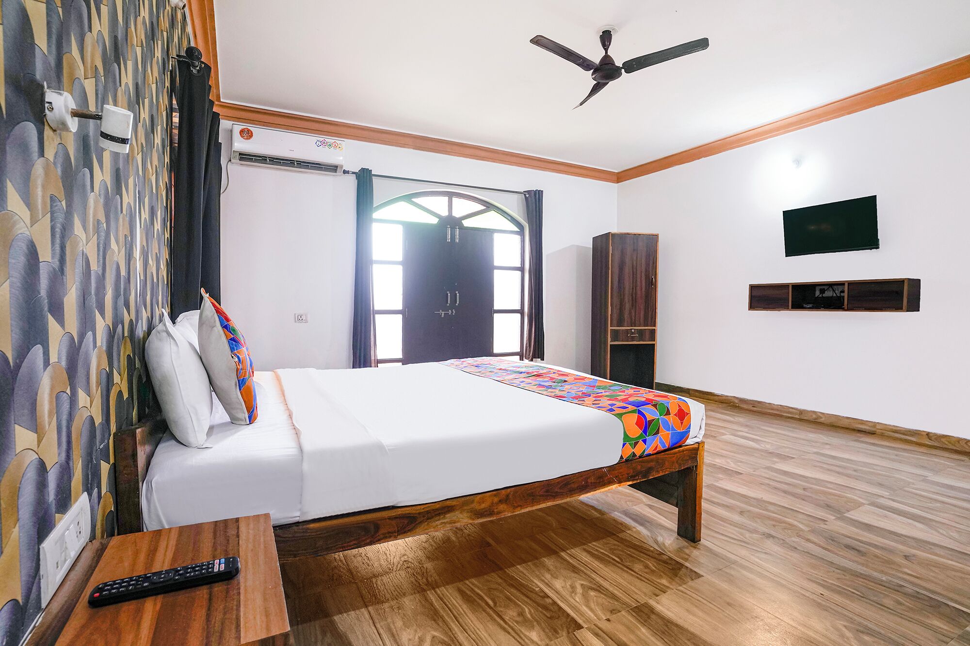 Lençóis de algodão egípcio, roupa de alta qualidade, cofre no quarto 
