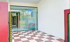 Entrada do alojamento