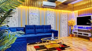 Área de estar no saguão