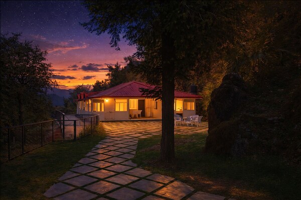 The Hillcrest - Mussoorie