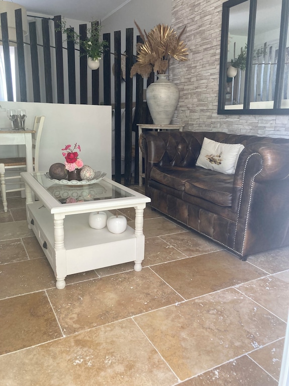 Gîte De Charme, For Lovers, At The Foot Of The Luberon - Luberon