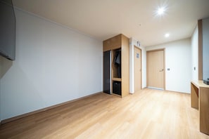 Quarto Twin Royal, Vista para a cidade | Sala de estar
