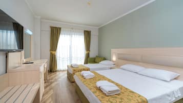 Frigobar, berços grátis, roupa de cama, acesso para cadeiras de rodas