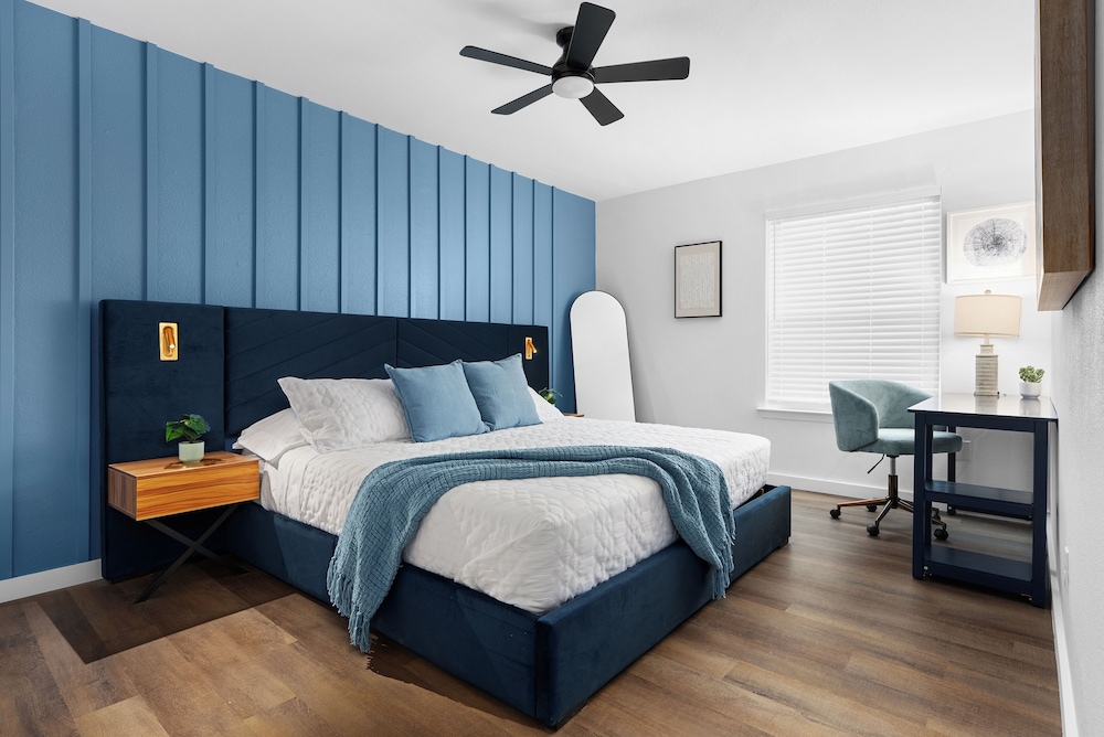 Lavish Escape Steps From Zilker & Soco - Austin, TX