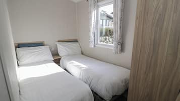 3 quartos, com decoração personalizada, com mobília individualizada