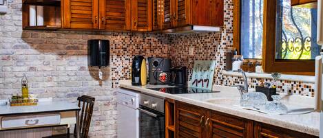 Chalé Deluxe, vista para a montanha | Cozinha privada