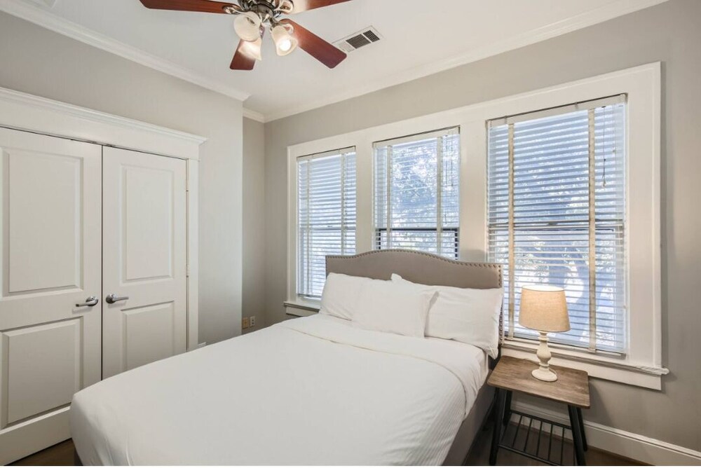 Lemmon 203 Peaceful Stay - Dallas | Vrbo