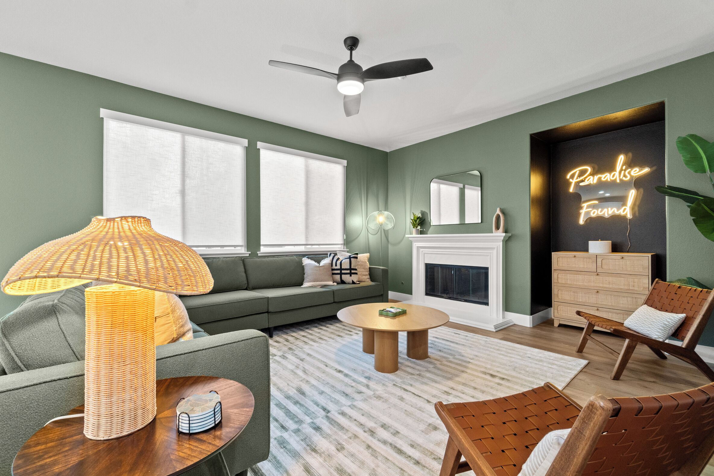 Palm Paradise: Hot Tub, Barrel Sauna, Putting, Game Room, Gym - Chino Hills, CA