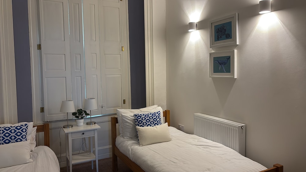 Hillsborough Terrace - Ilfracombe