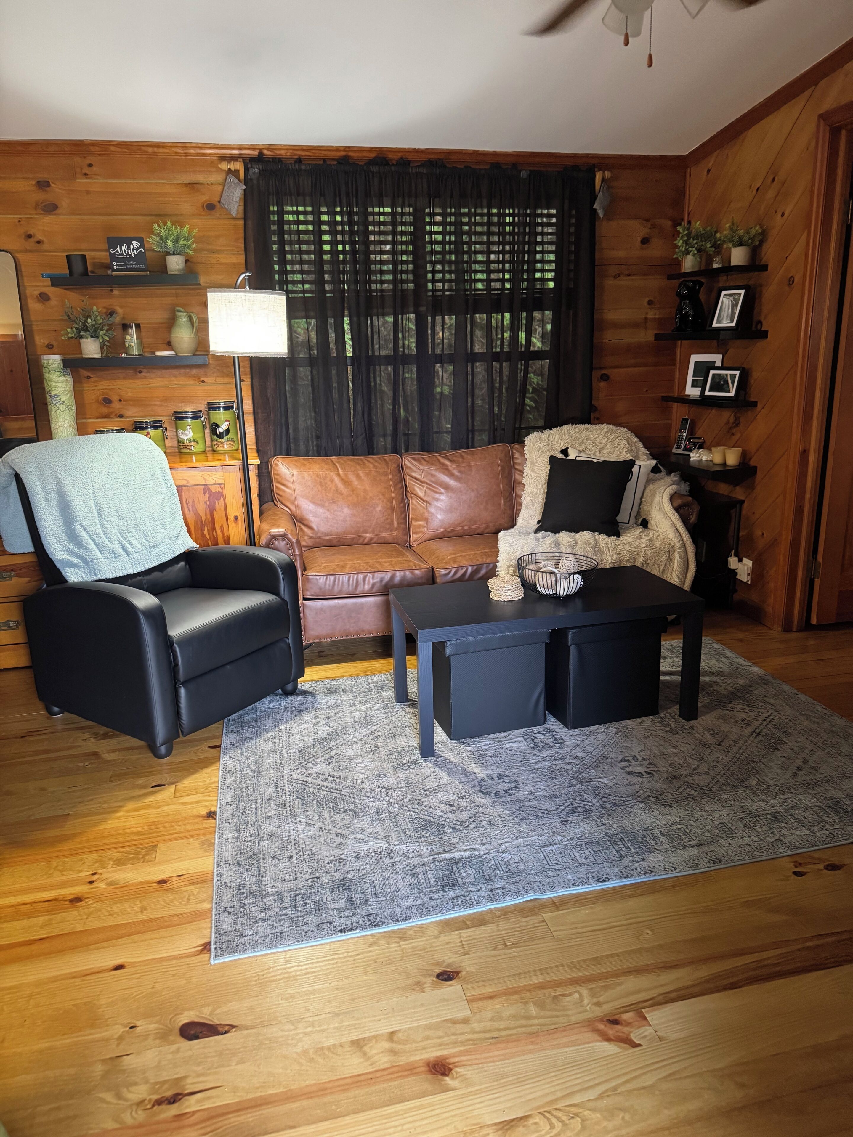 Simple Charming 2-bedroom Cabin In Whittier Nc, 14 Miles From Cherokee - Sylva, NC