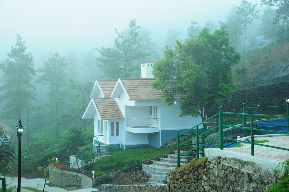 Falcon Crest Resort - Idukki