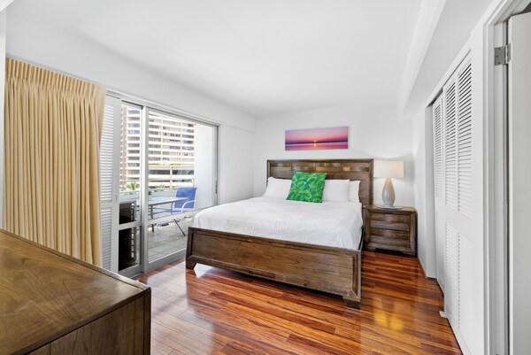 Ilikai Hotel 2 Bedroom - Ewa Beach, HI