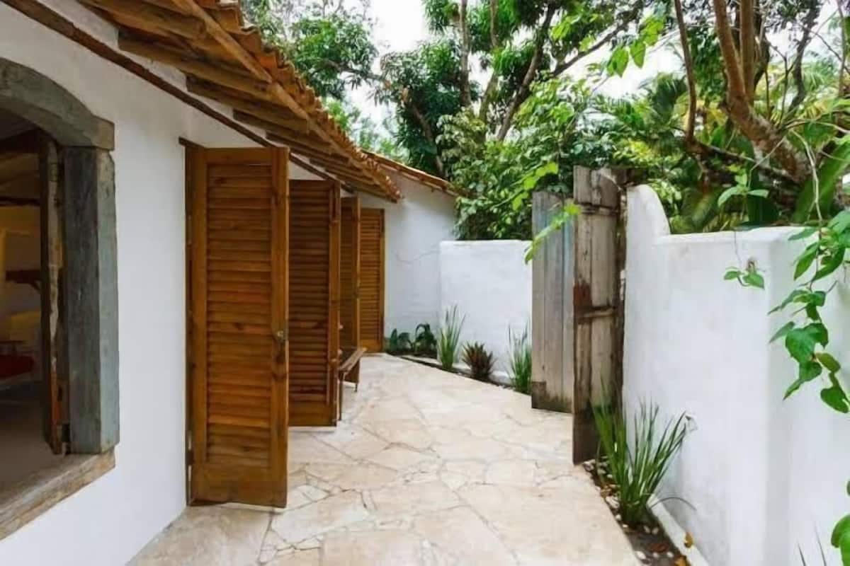 Quarto Triplo Deluxe | Cofre no quarto, Wi-fi grátis