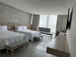 Quarto Duplo Deluxe | Cofre no quarto, secretária, ferro/tábua de engomar, Wi-fi grátis 