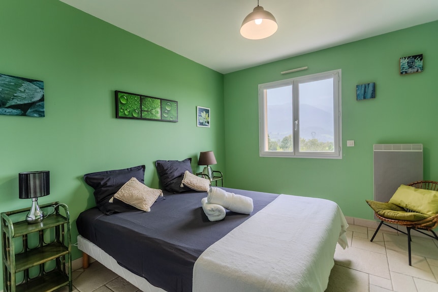 Maison De Vacances 'Gîte Gousseau' Avec Vue Sur La Montagne, Terrasse Privée Et Wi-fi - Oloron-Sainte-Marie