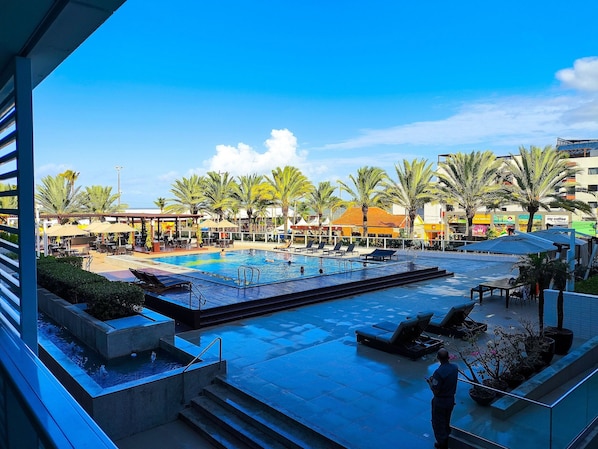 Estúdio Básico | Piscina | Piscina exterior