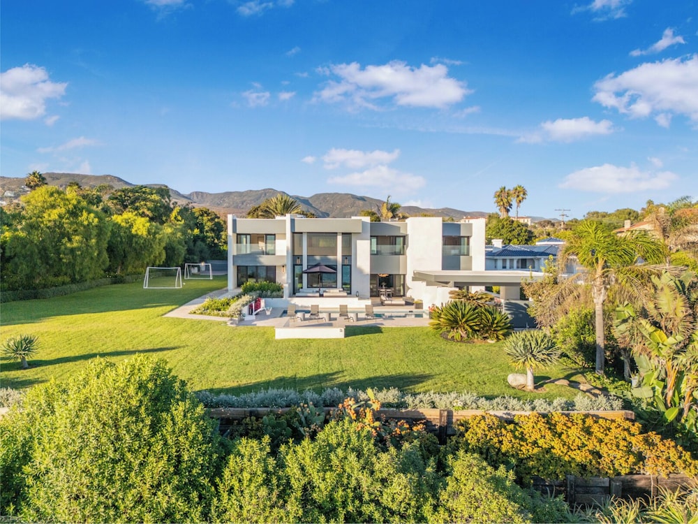 Morning View Malibu - Malibu Masterpiece In The Making W/ Views & Beach Access - Malibu