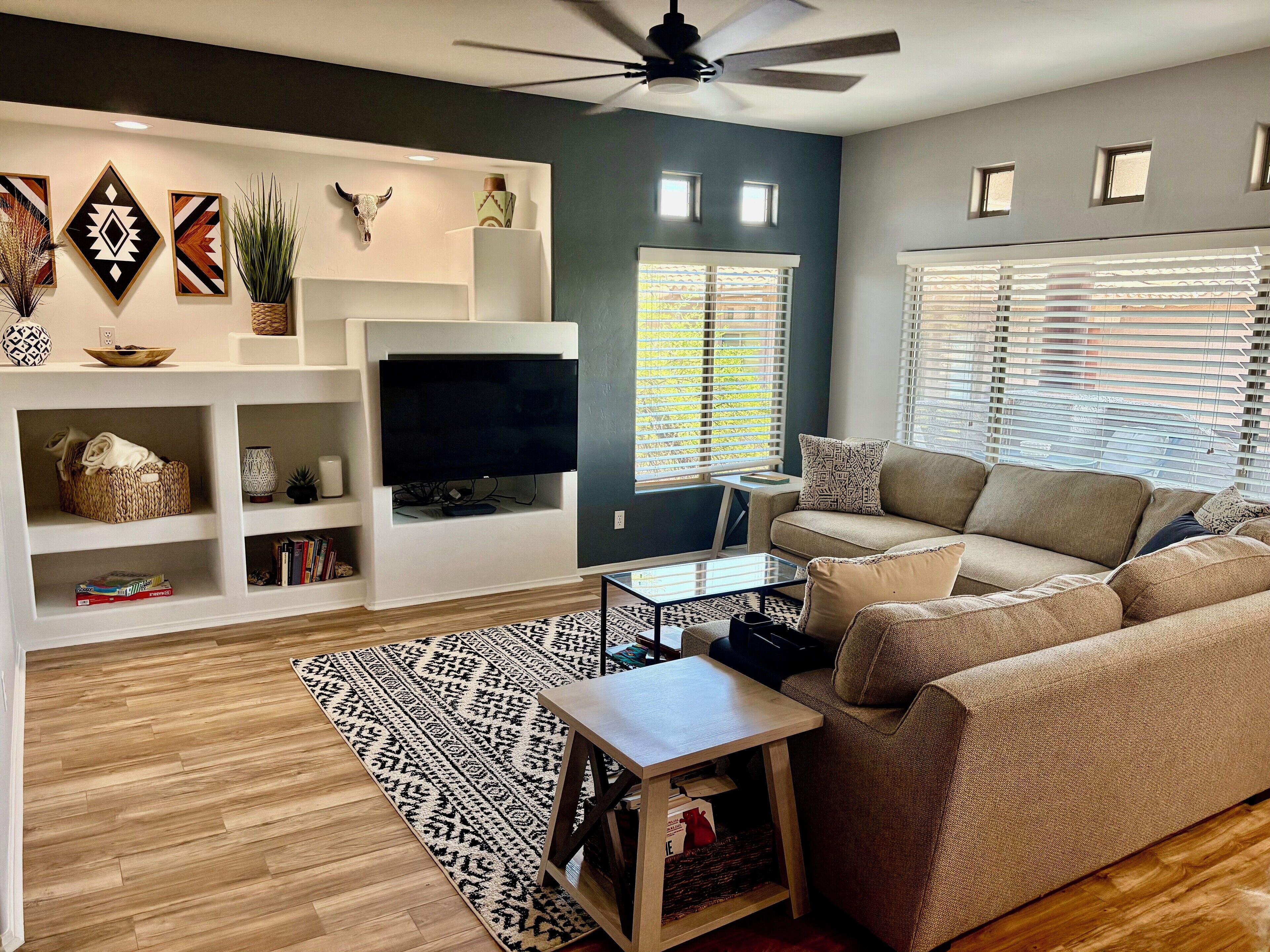 Newly Renovated 2-bedroom/ 2-bath, Dog Friendly Condo In Fabulous Oro Valley - Oro Valley, AZ