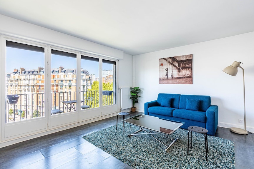 Guestready - Elegant Stay With Private Balcony - Levallois-Perret
