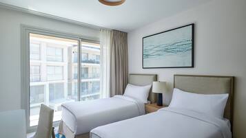 Cofre com capacidade para portátil, secretária