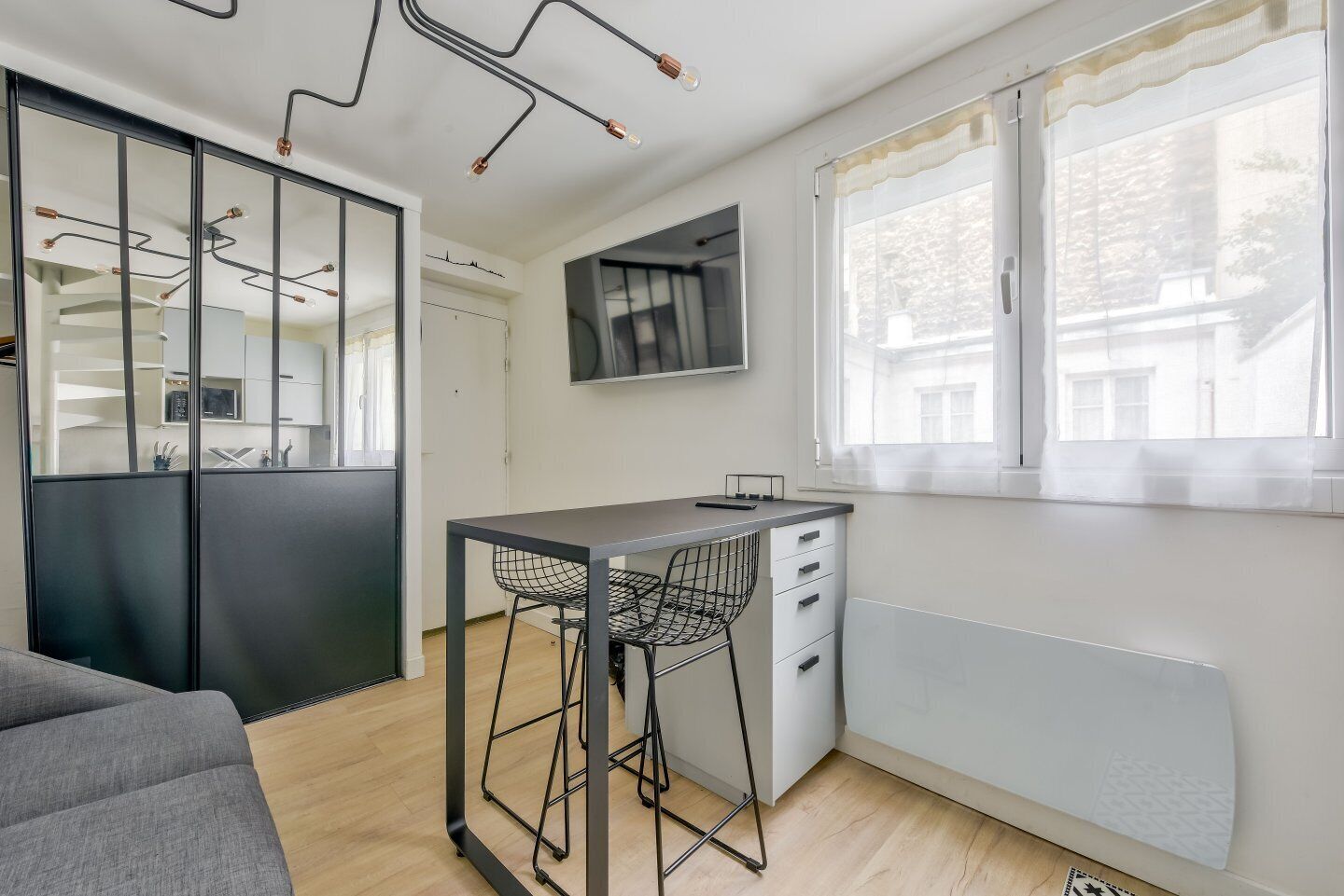 Modern Split-level Studio Near Arc De Triomphe - Boulogne-Billancourt