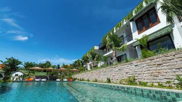 Piscina exterior