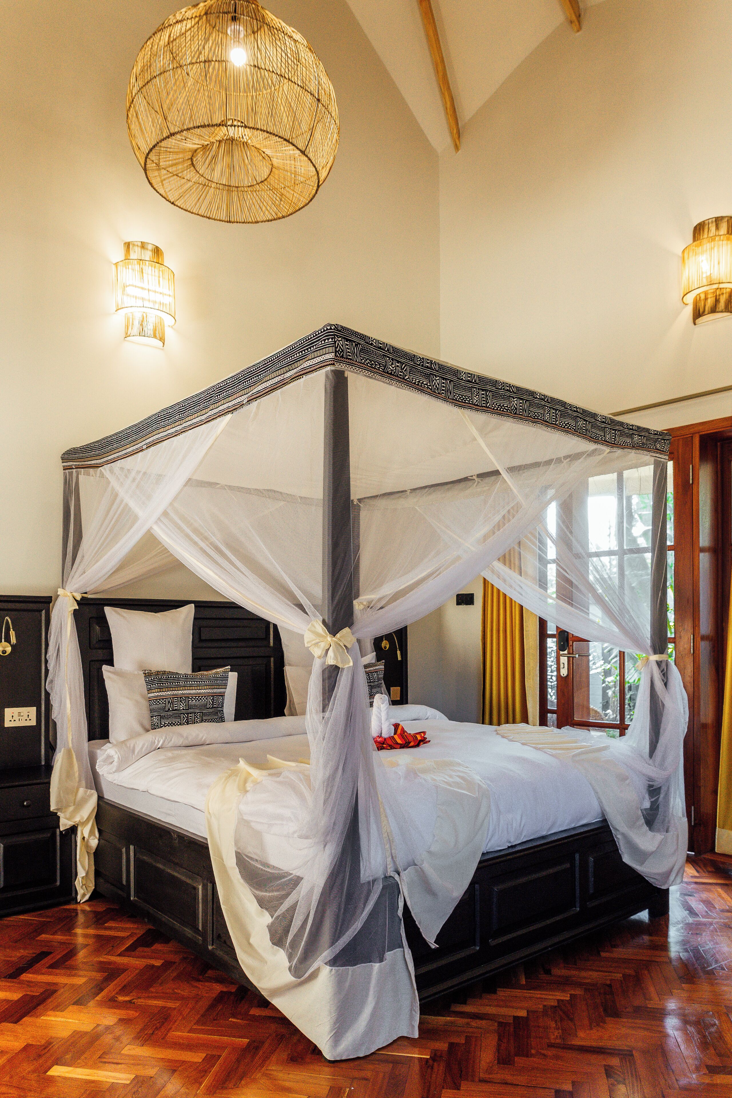 Roupa de alta qualidade, cofre no quarto, Wi-fi grátis 