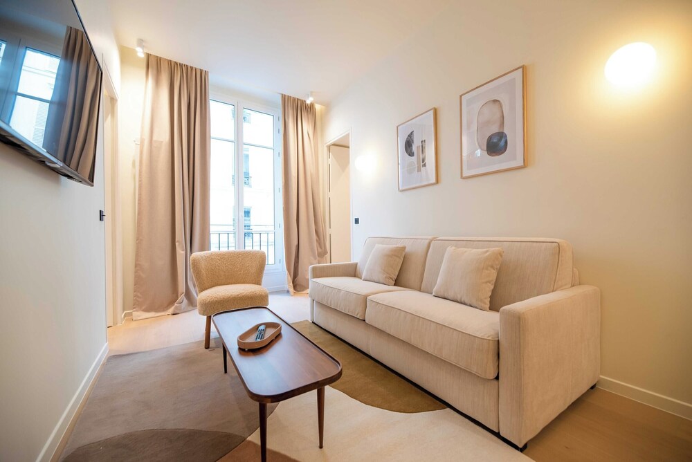 Elegant Apt With Ac - 2br-6p -Palais Garnier - Paris