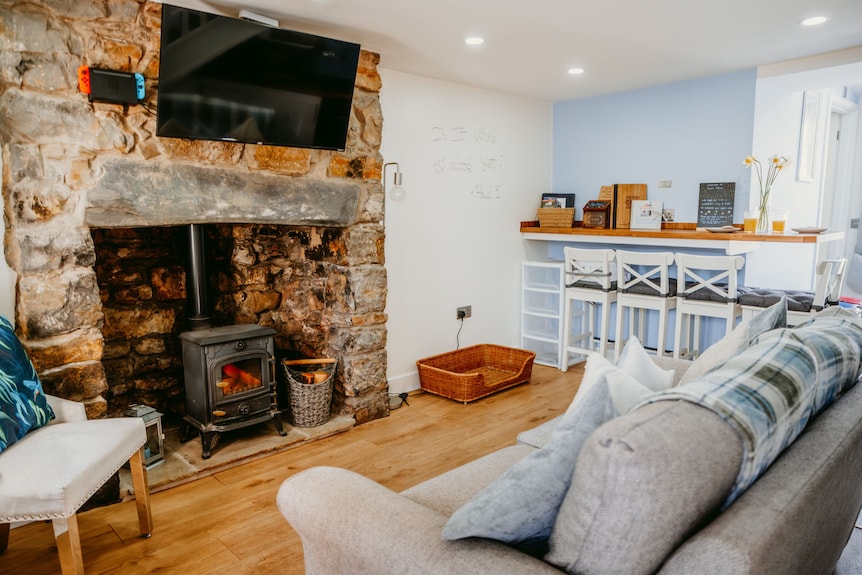 Pauls Place Cosy Cottage With Hot Tub - Gwynedd