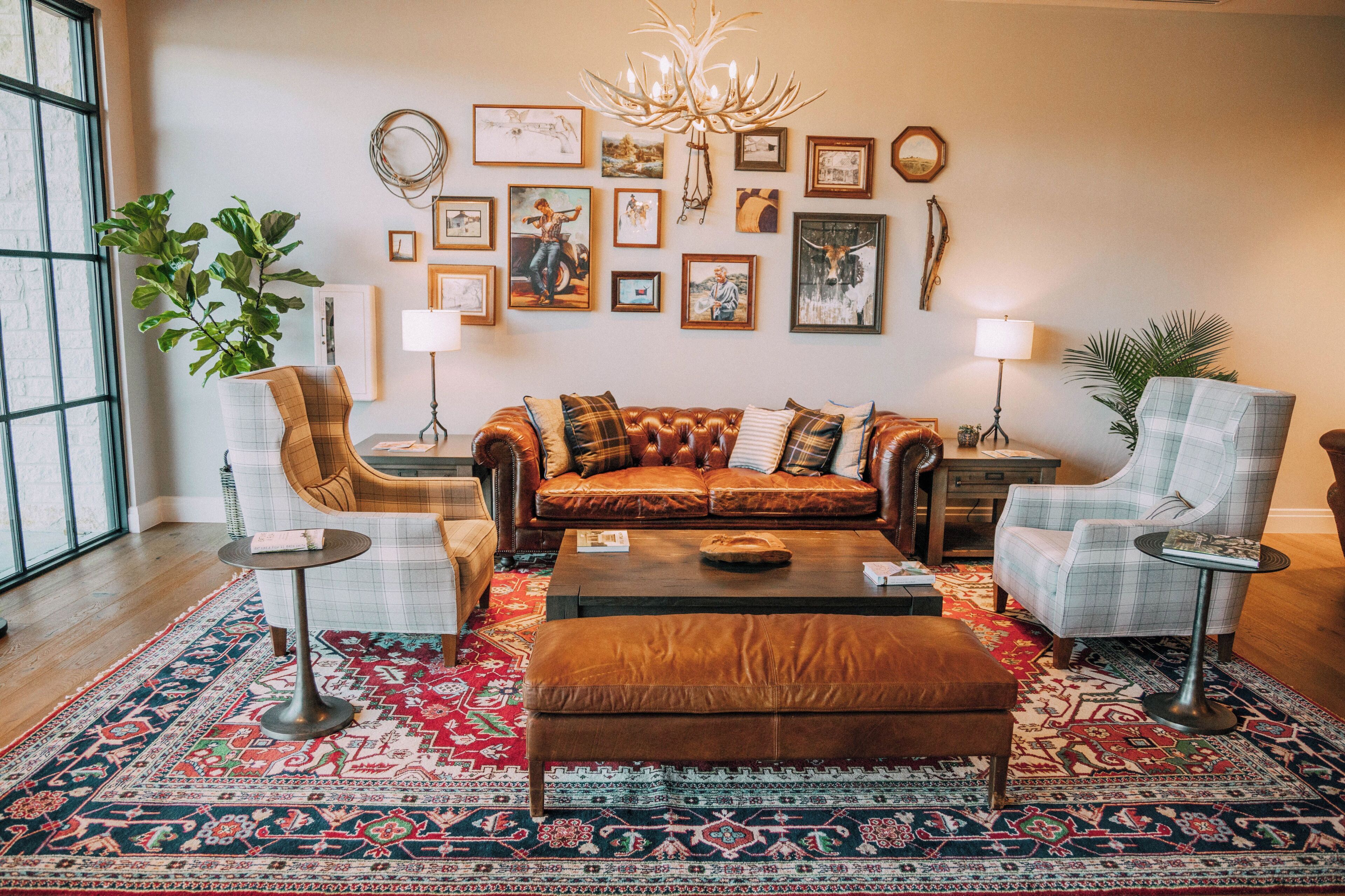 Value Stay! Short Walk To San Antonio Rose Palace! Free Parking & Pet-friendly - Boerne, TX